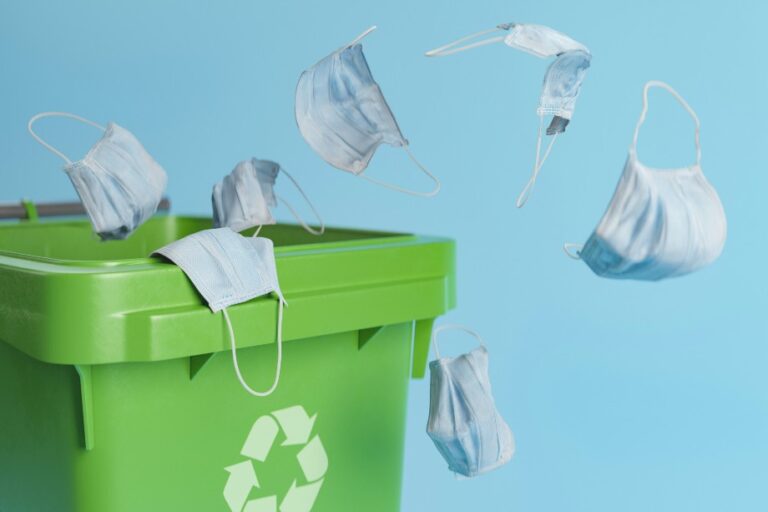 How to Properly Dispose of Waste in Clinical Settings - Blendspace